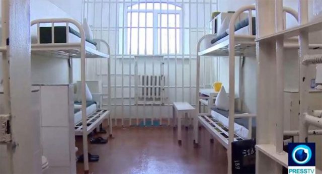 Voici à quoi ressemblent 37 cellules de prison du monde entier - ipnoze