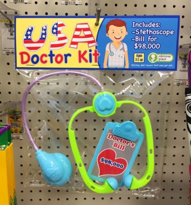 18 faux cadeaux de Noël hilarants qu’un gars a placés parmi les autres ...