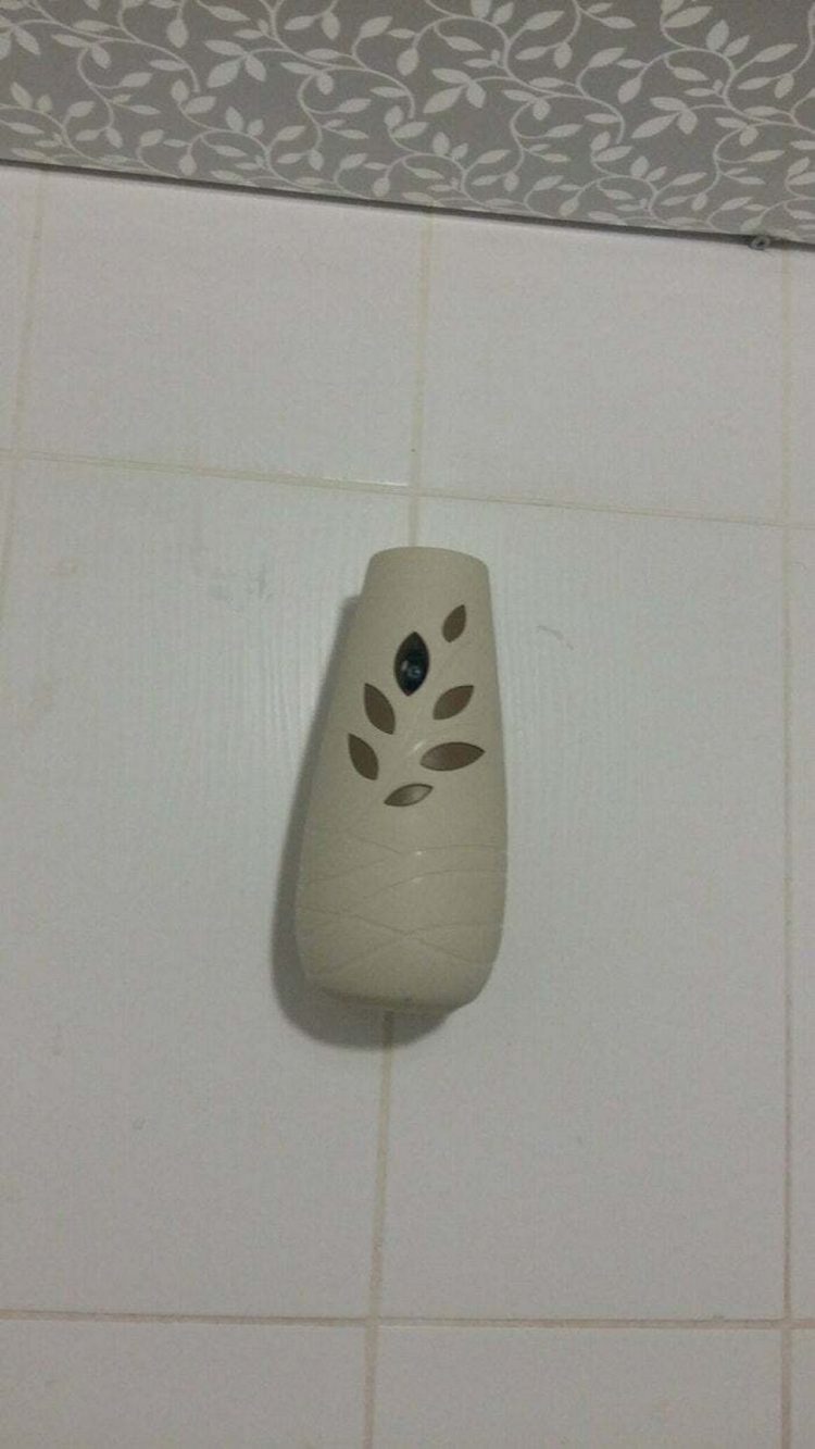 22 fois où des gens ont trouvé des caméras cachées dans des objets du ...