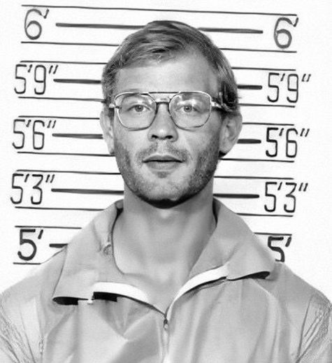 Les tueurs en série les plus célèbres au monde ont tous ces 4 signes ...