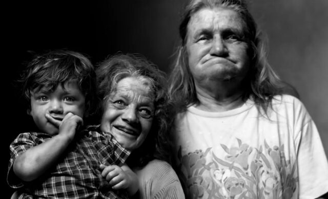 Un regard intime sur l’une des familles les plus consanguines du monde ...