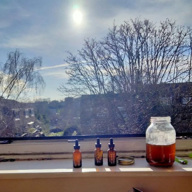 Cet homme végan qui boit sa propre urine explique pourquoi il le fait ...